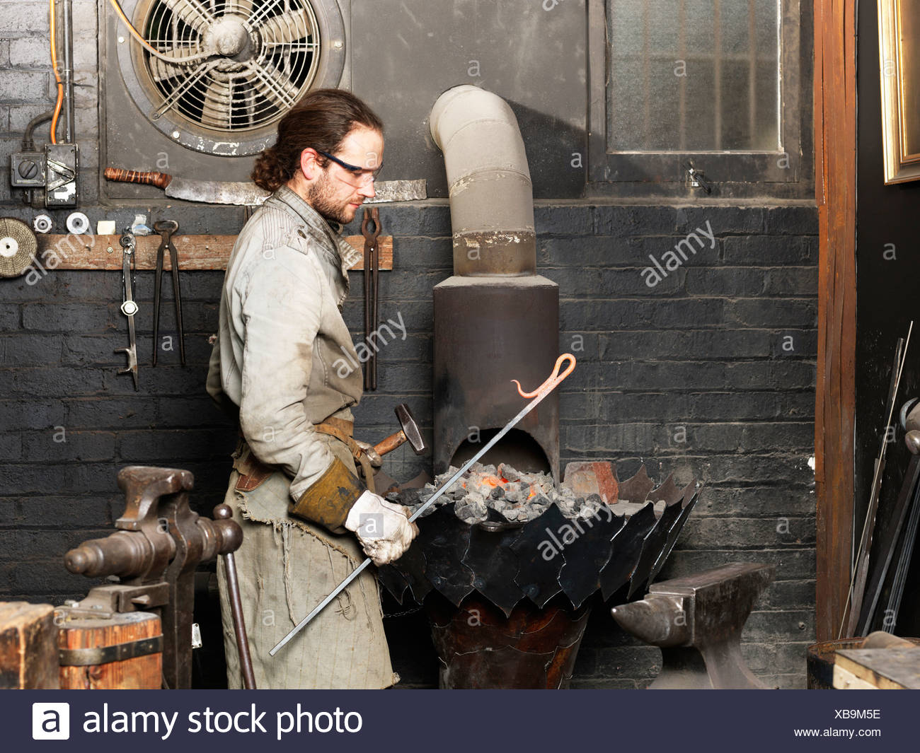 Forgeron Chaud Banque d'image et photos - Alamy