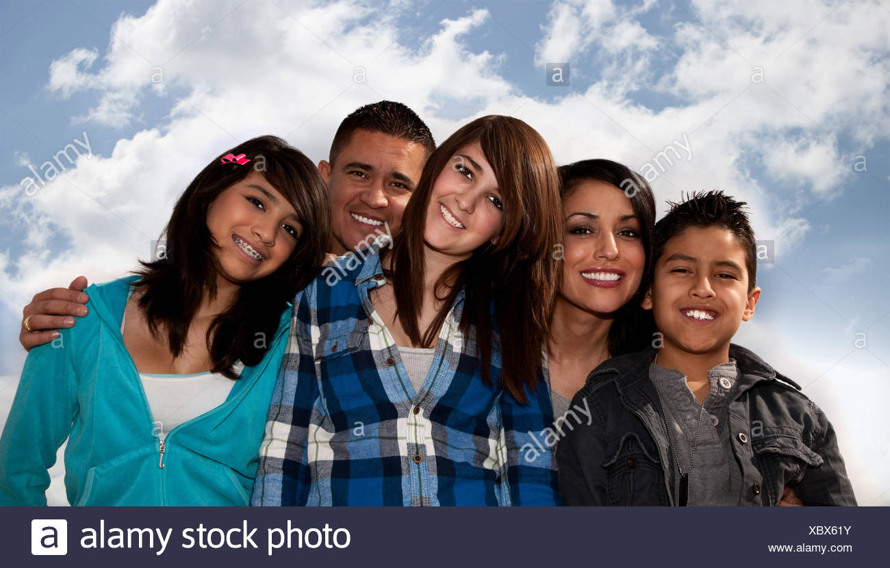 Mexican Teen Boy Portrait Banque d'image et photos - Alamy