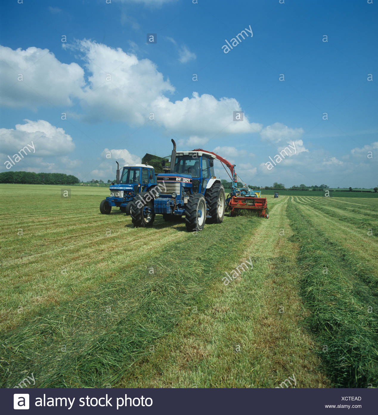 Ensilage Faisant Ensilage Banque d'image et photos - Alamy