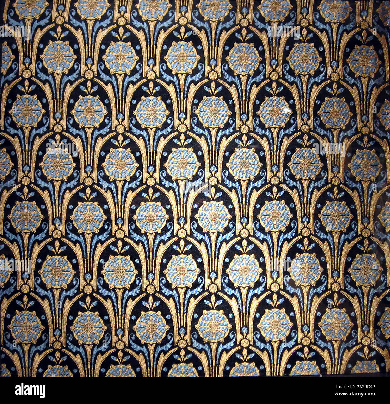 Seta tessuta jacquard immagini e fotografie stock ad alta risoluzione ...