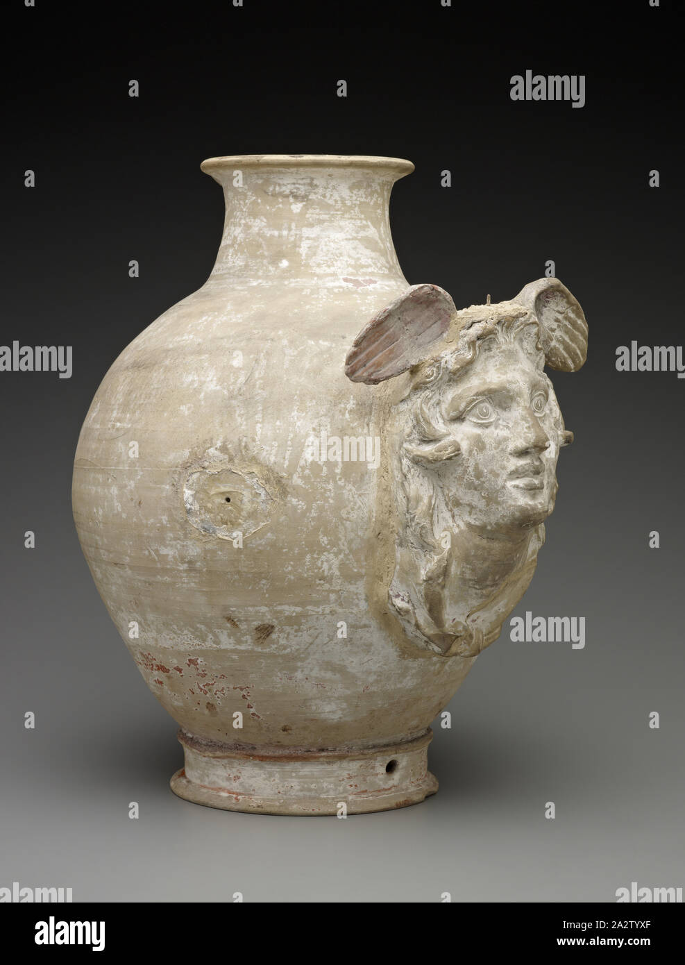 Canosan White-Ground Anfora con Protomes: Medusa e Centauri, greco ...