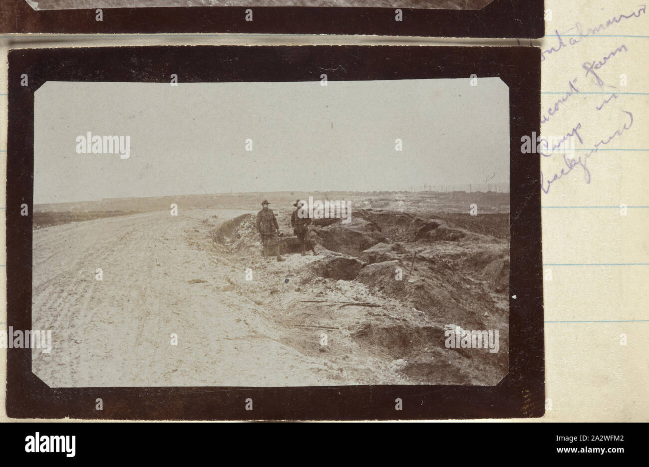 Fotografia - Fricourt Farm & Camp, Somme, Francia, sergente John Lord ...