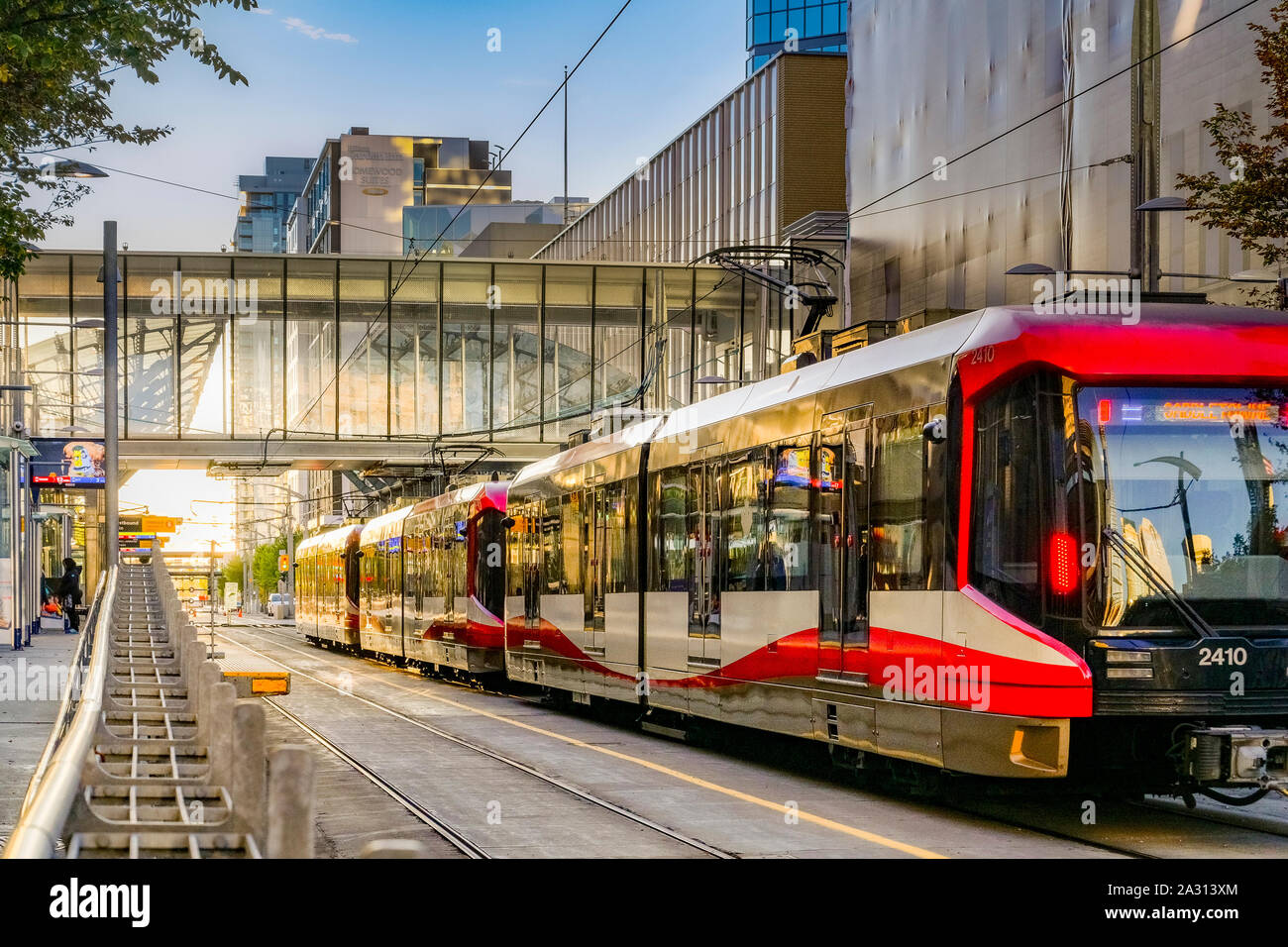Calgary lrt treno immagini e fotografie stock ad alta risoluzione - Alamy