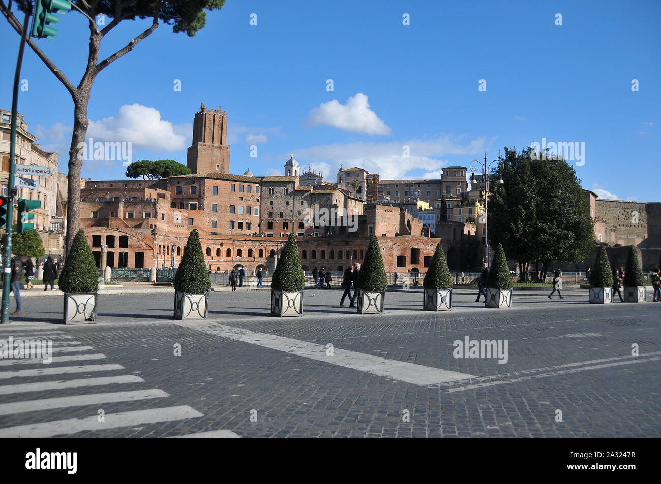 Veduta dei fori imperiali immagini e fotografie stock ad alta ...