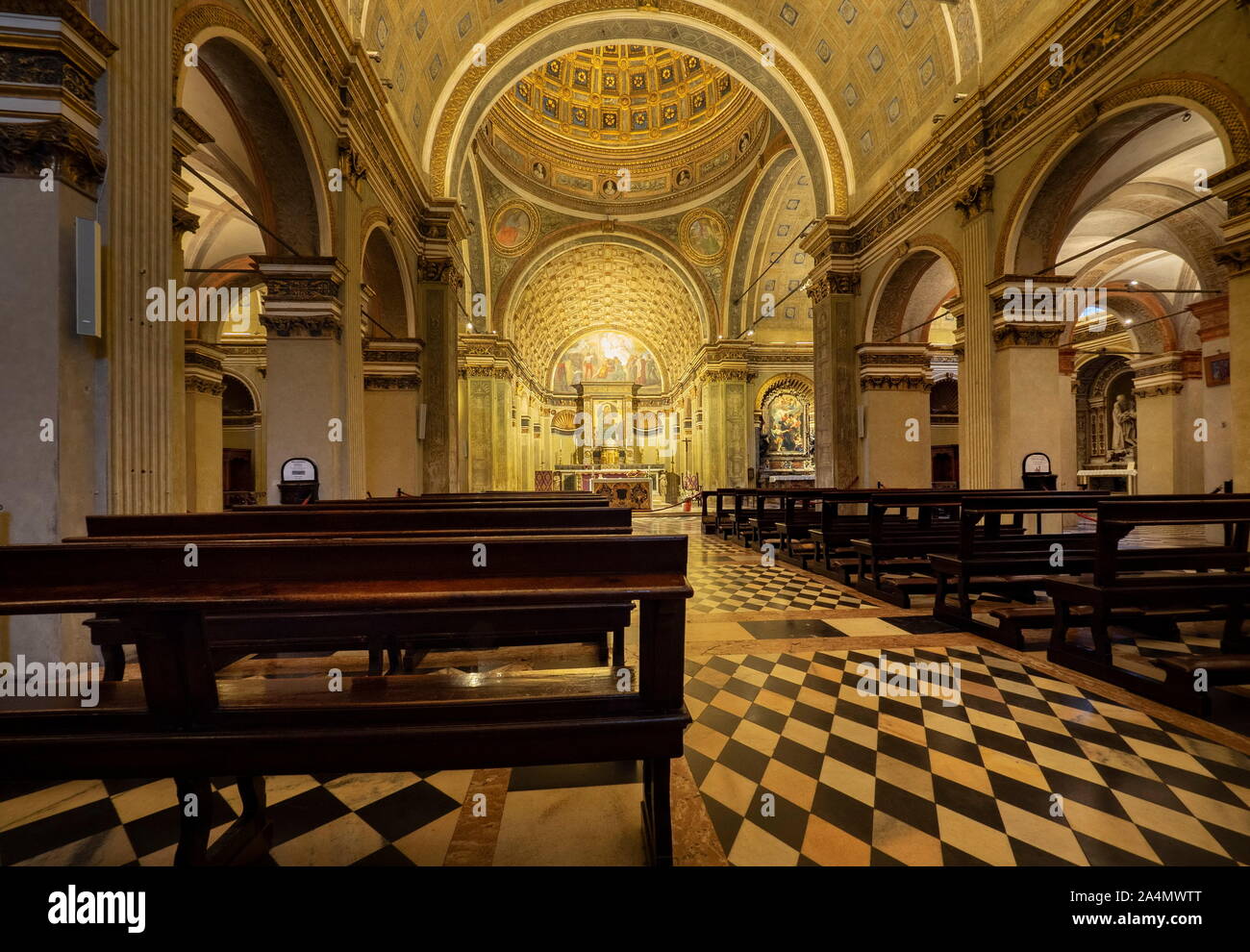 Bramante chiesa di santa maria milano immagini e fotografie stock ad ...