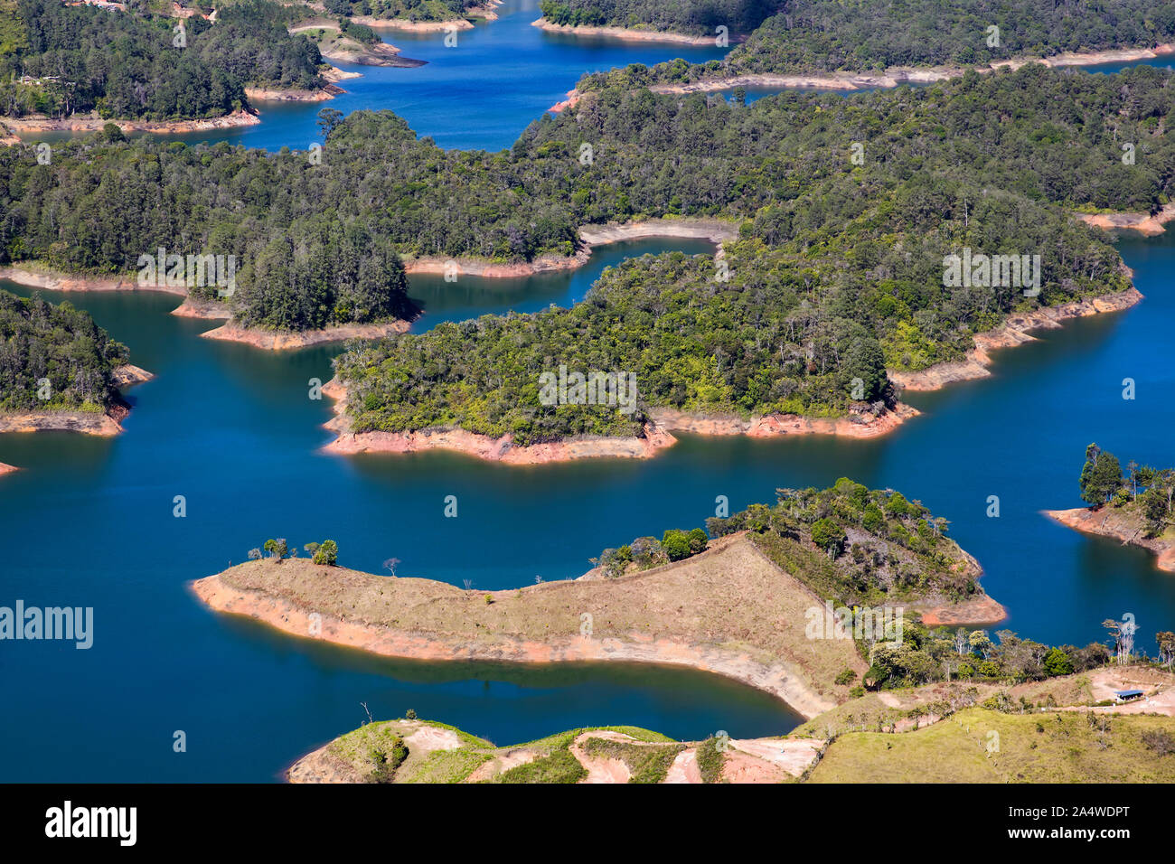 Lago guatape immagini e fotografie stock ad alta risoluzione - Alamy