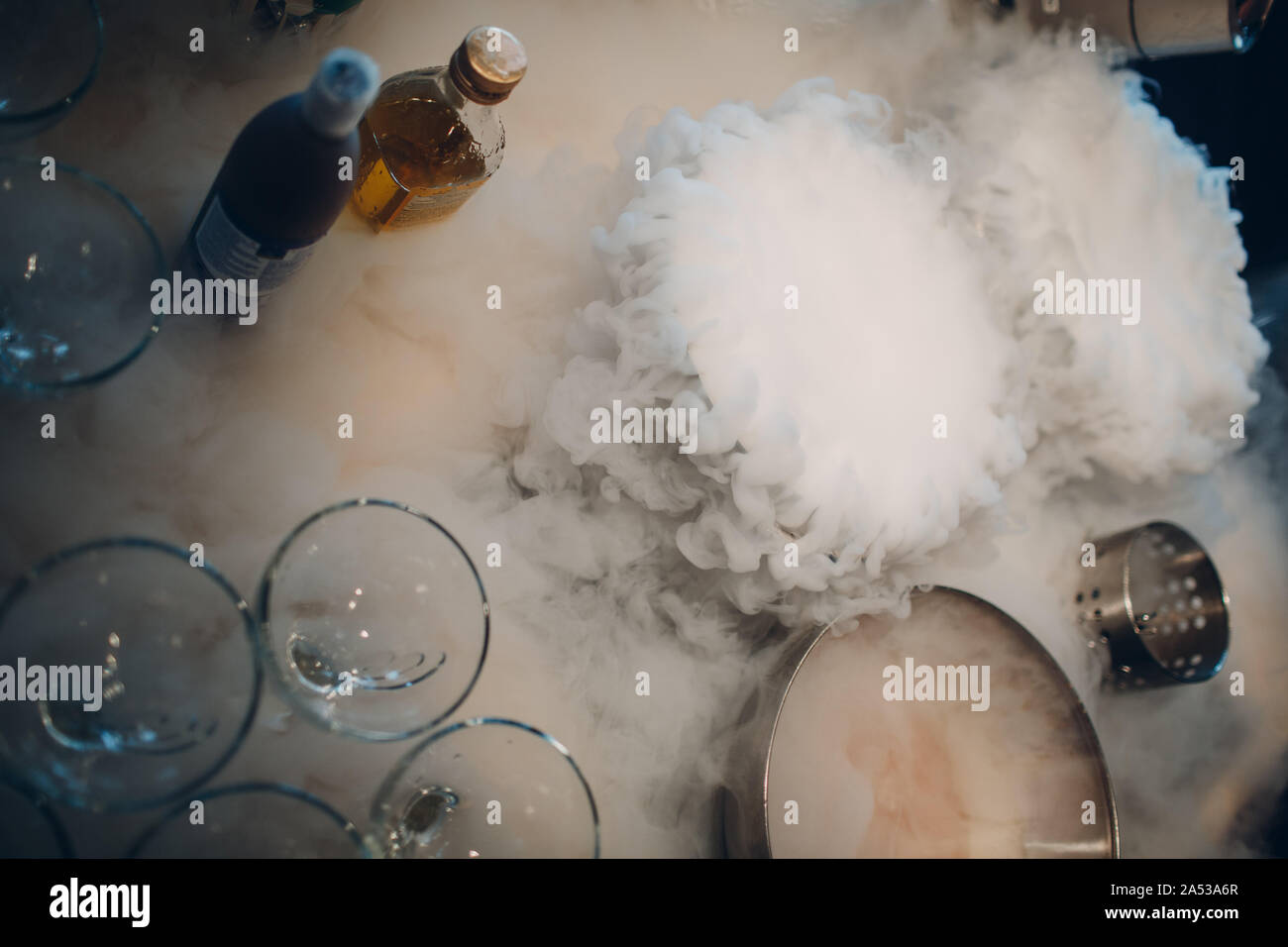 Cucina azoto liquido immagini e fotografie stock ad alta risoluzione ...