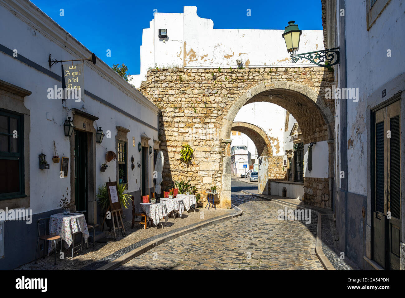 Arco do repouso immagini e fotografie stock ad alta risoluzione - Alamy