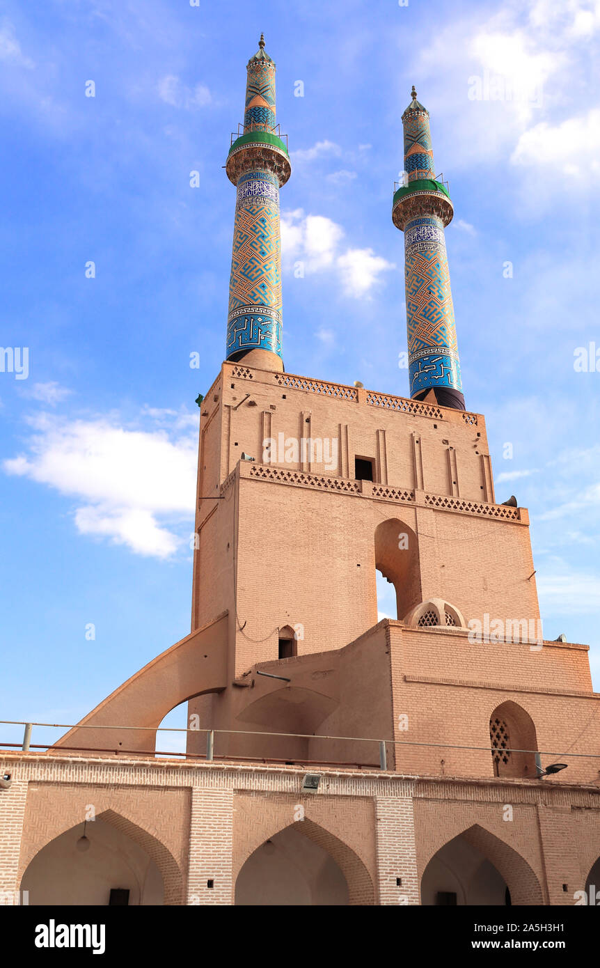 Masjid e jameh immagini e fotografie stock ad alta risoluzione - Alamy