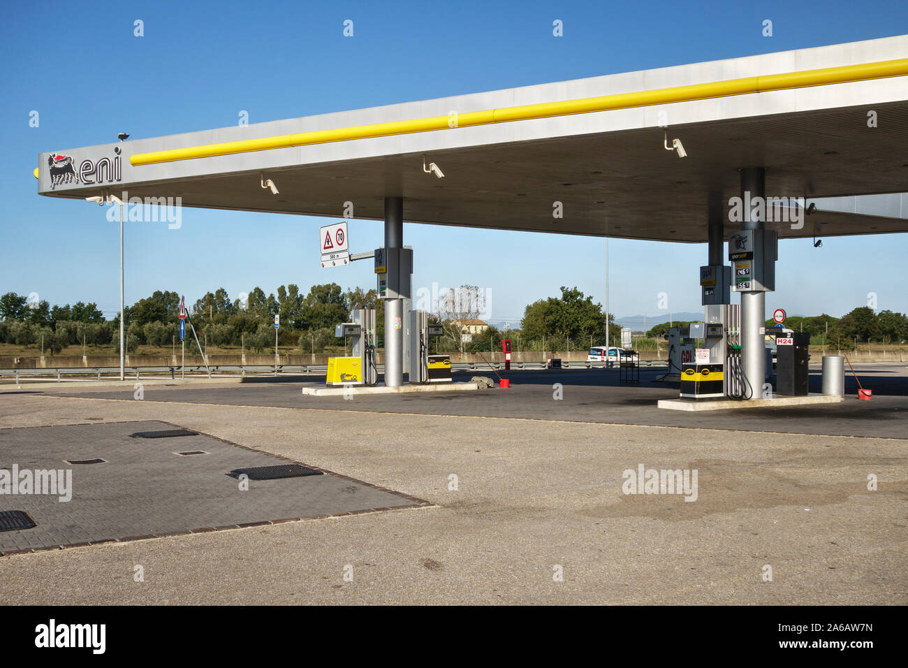 Carburante eni immagini e fotografie stock ad alta risoluzione - Alamy