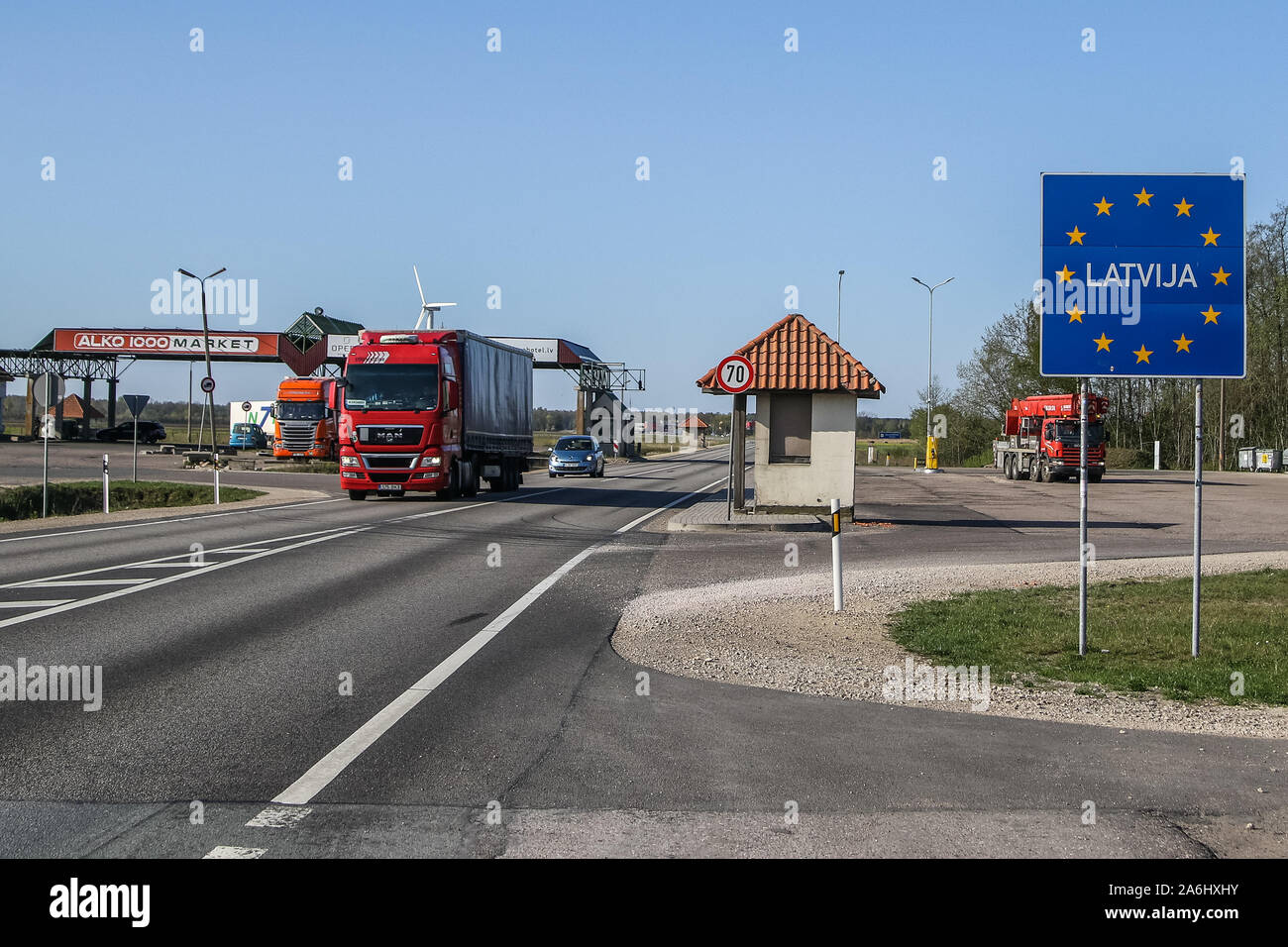 Attraversamento della frontiera di butinge rucava immagini e fotografie ...