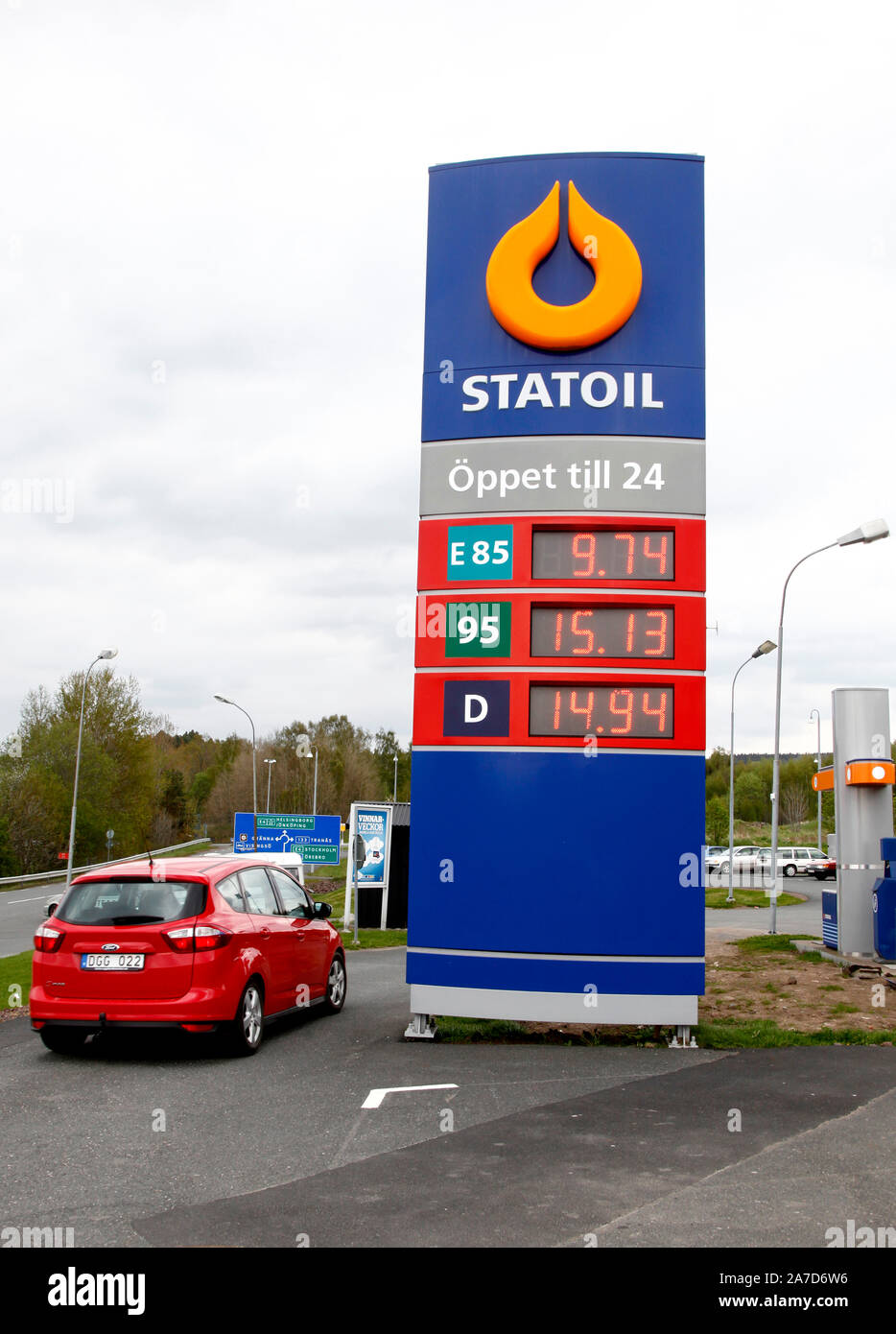 Distributore di benzina statoil immagini e fotografie stock ad alta ...