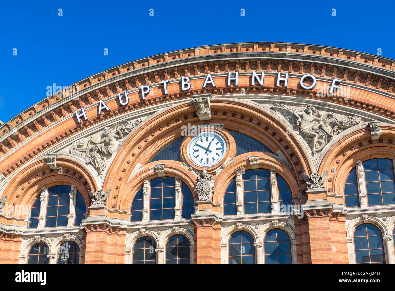Stazione ferroviaria centrale di brema immagini e fotografie stock ad ...