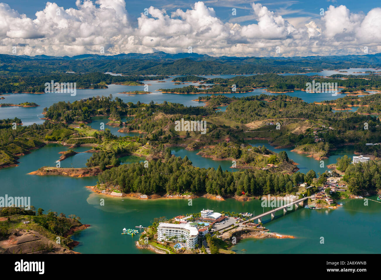 Lago di guatape immagini e fotografie stock ad alta risoluzione - Alamy