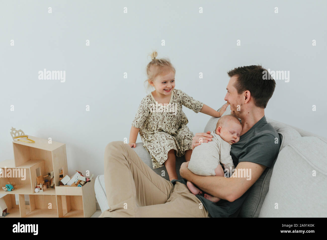 Padre di due figli immagini e fotografie stock ad alta risoluzione - Alamy