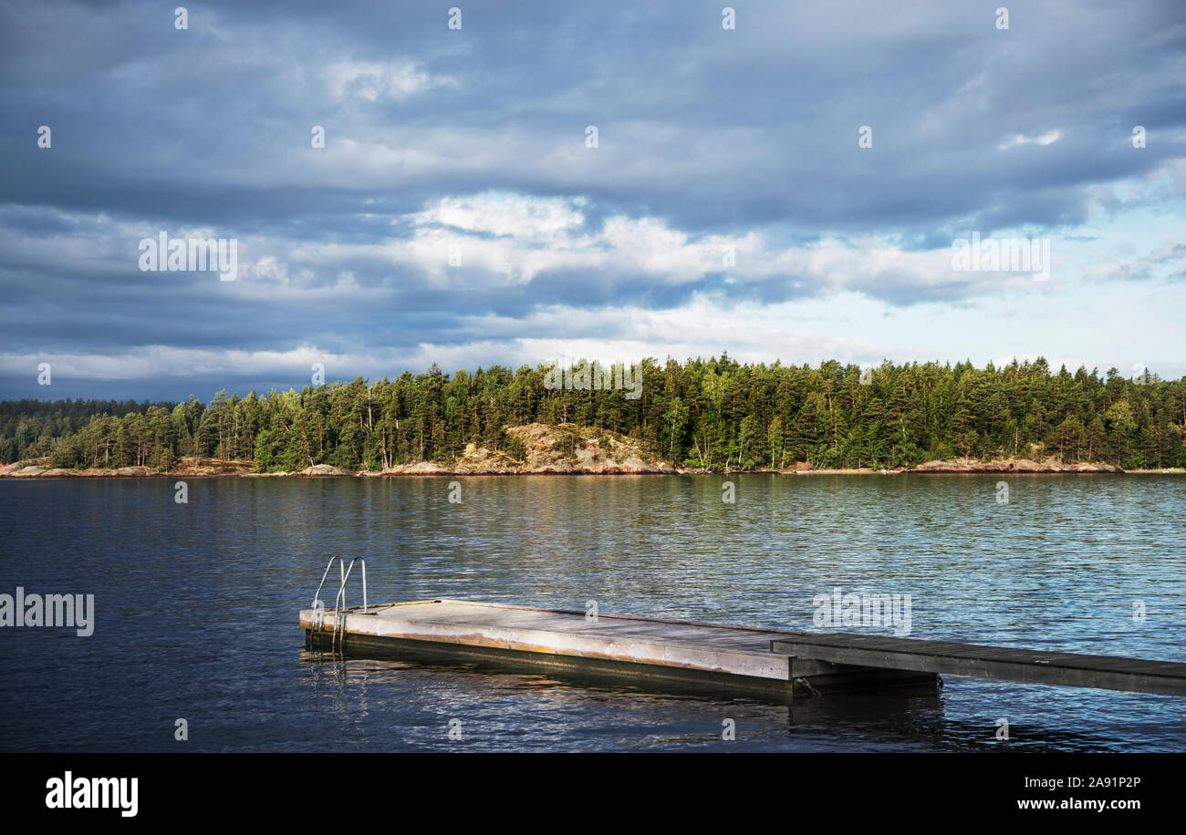 Pontile orizzontale immagini e fotografie stock ad alta risoluzione - Alamy