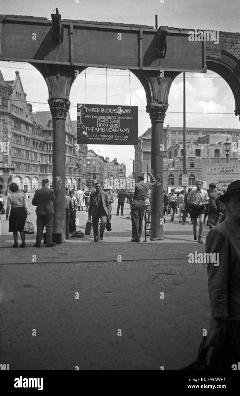 Periodo del dopoguerra immagini e fotografie stock ad alta risoluzione ...