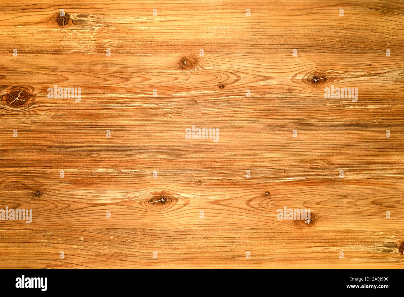 Mobili in legno marrone scuro immagini e fotografie stock ad alta ...