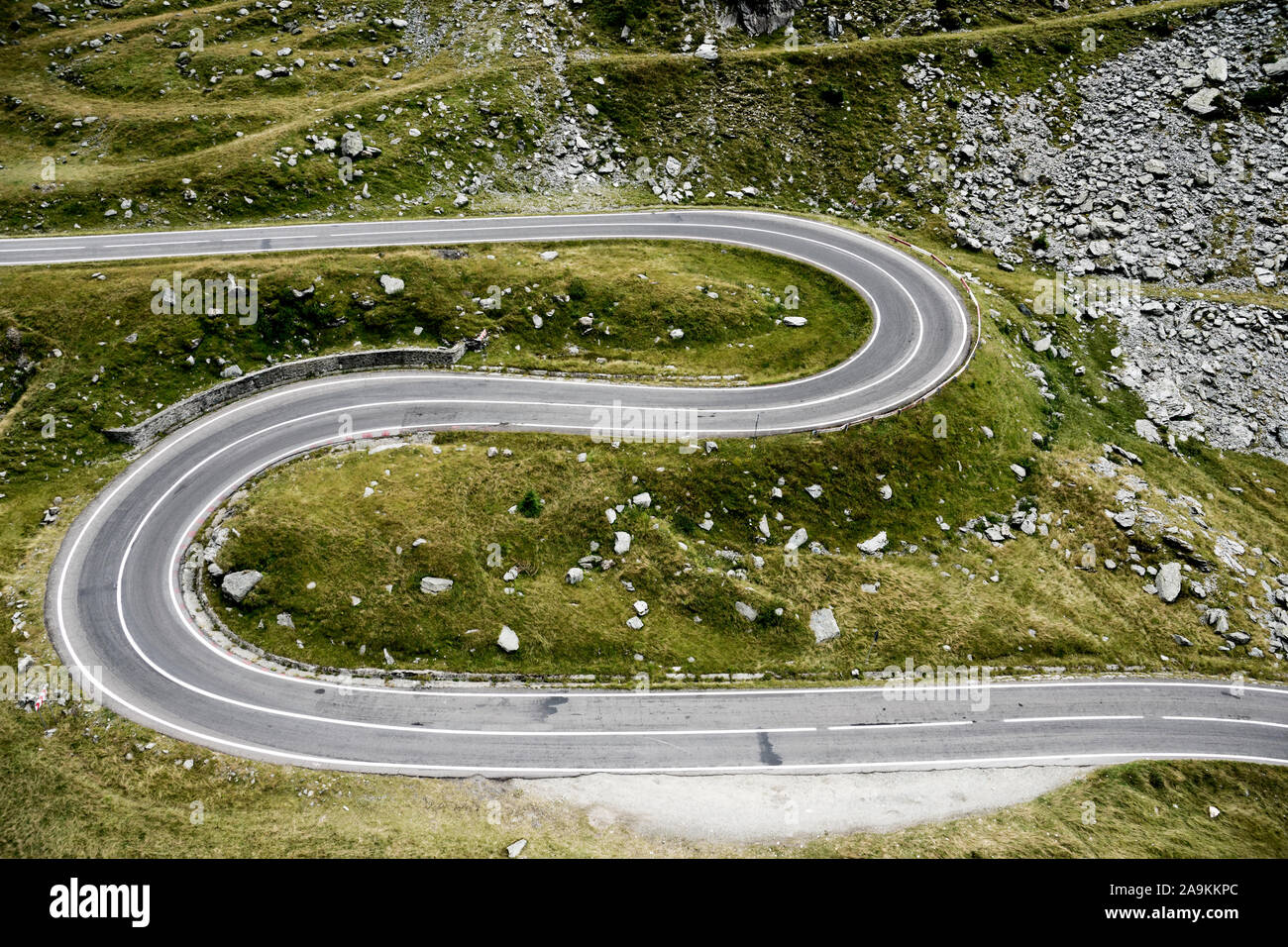 Curva stretta immagini e fotografie stock ad alta risoluzione - Alamy