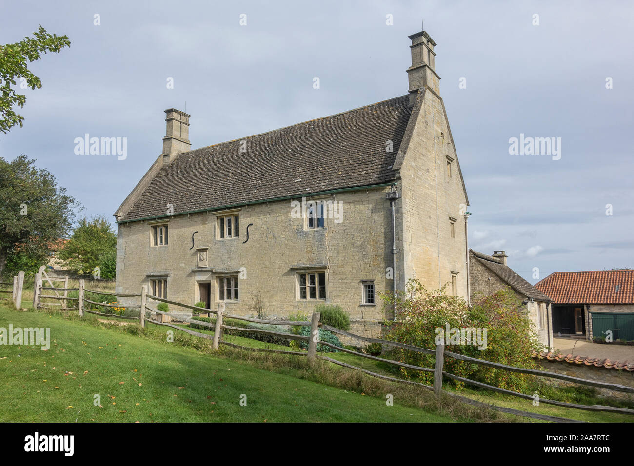 Isaac newton tree immagini e fotografie stock ad alta risoluzione - Alamy