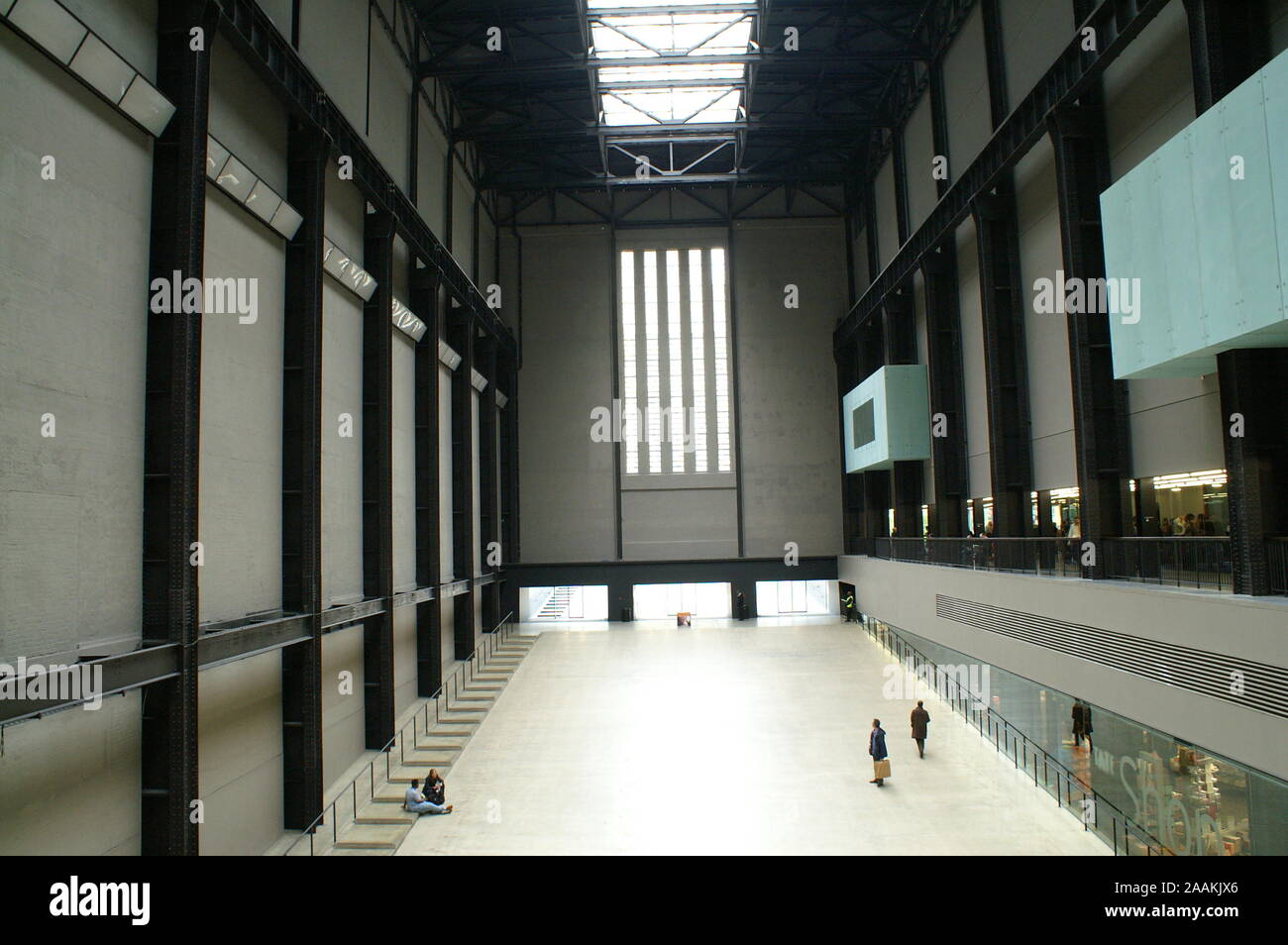 Turbine hall tate modern immagini e fotografie stock ad alta ...