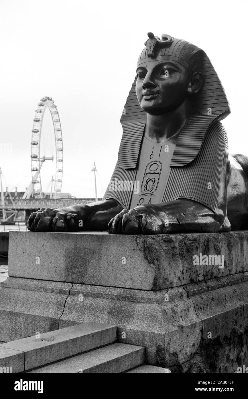 Statua della sfinge egizia Foto e Immagini Stock in Bianco e Nero - Alamy