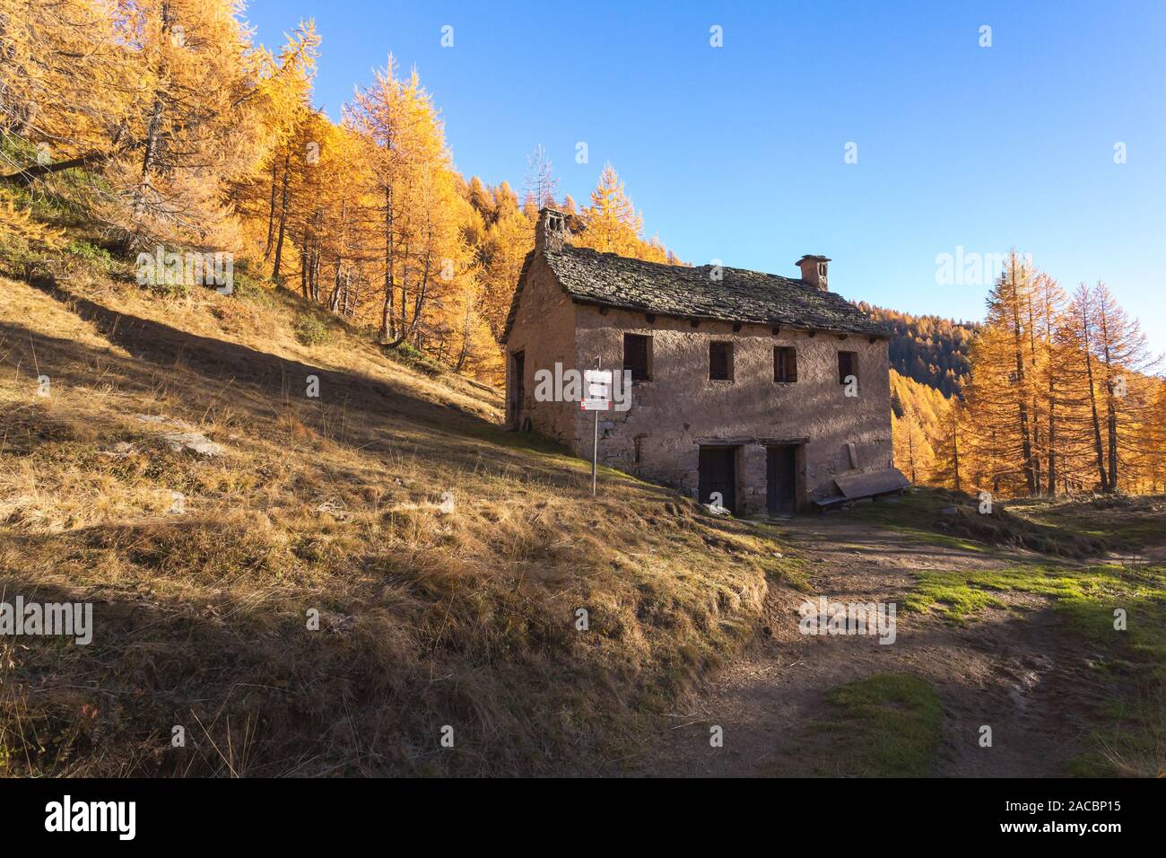Crampiolo village immagini e fotografie stock ad alta risoluzione - Alamy