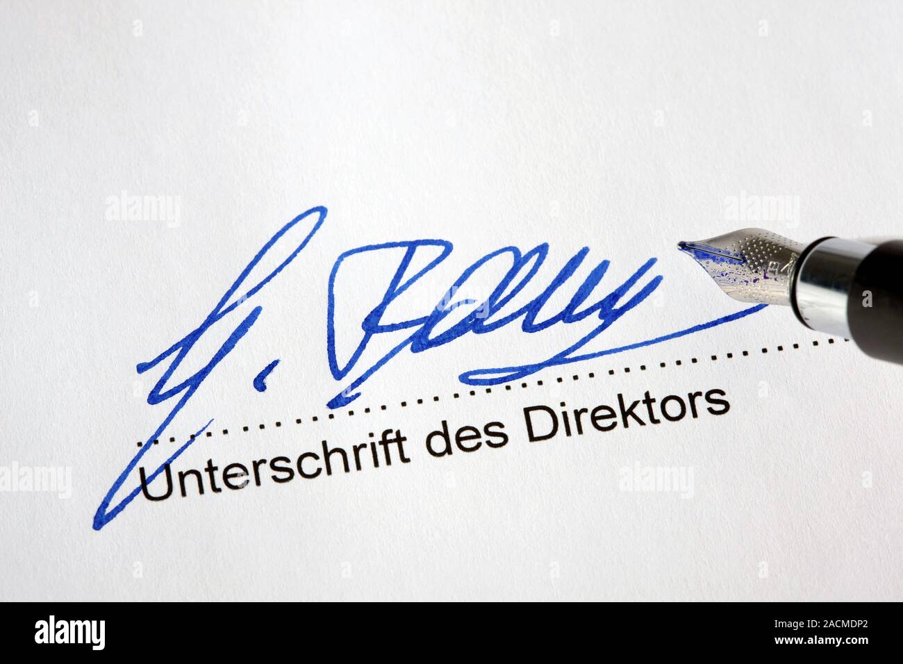 Documento ufficiale immagini e fotografie stock ad alta risoluzione - Alamy