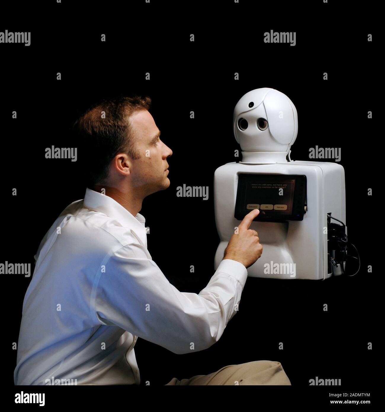 La perdita di peso robot pullman, Autom, con il suo creatore, ingegnere ...