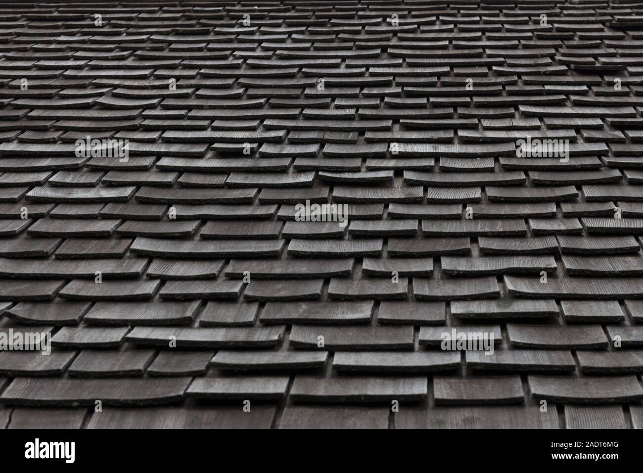 Tegole in ardesia naturale immagini e fotografie stock ad alta ...