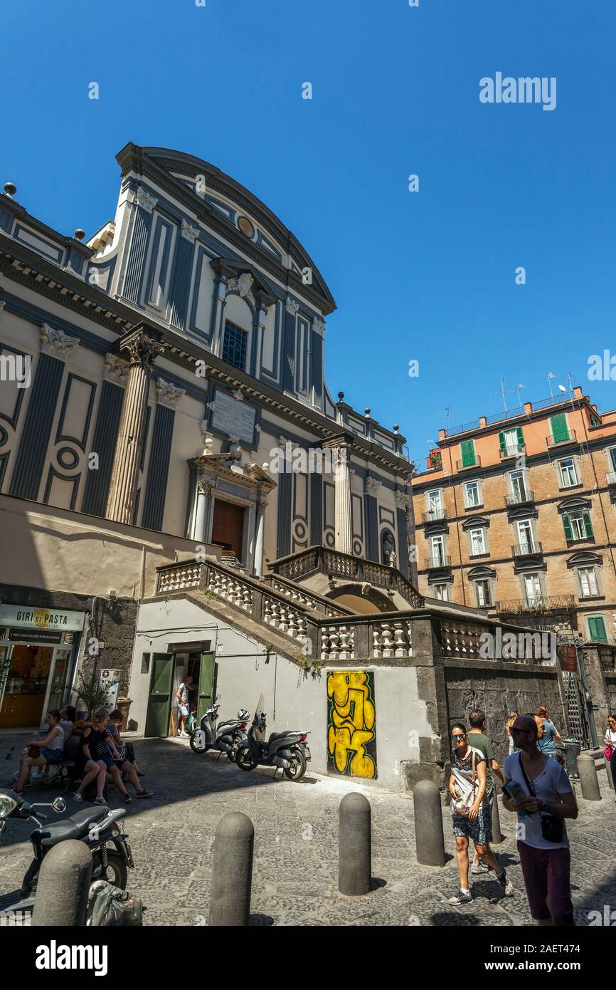 La chiesa di San Paolo Maggiore, con colonne di greco dioscuri tempio ...