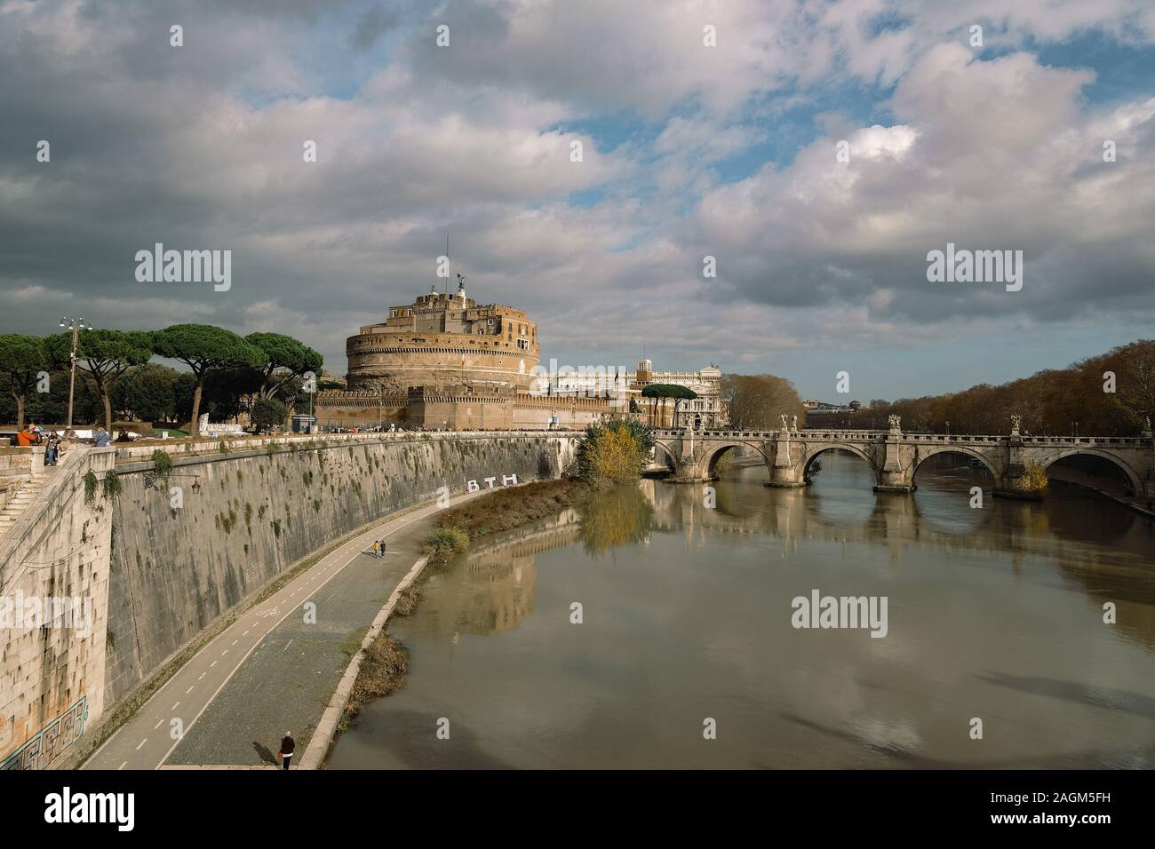 Roma 4k immagini e fotografie stock ad alta risoluzione - Alamy