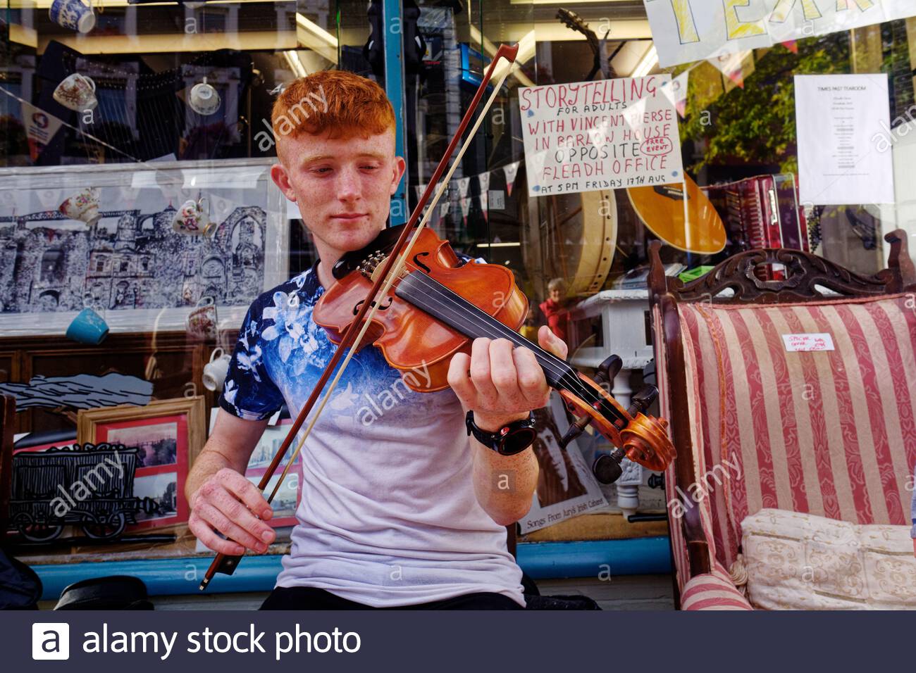 Violinista in irlanda immagini e fotografie stock ad alta risoluzione ...