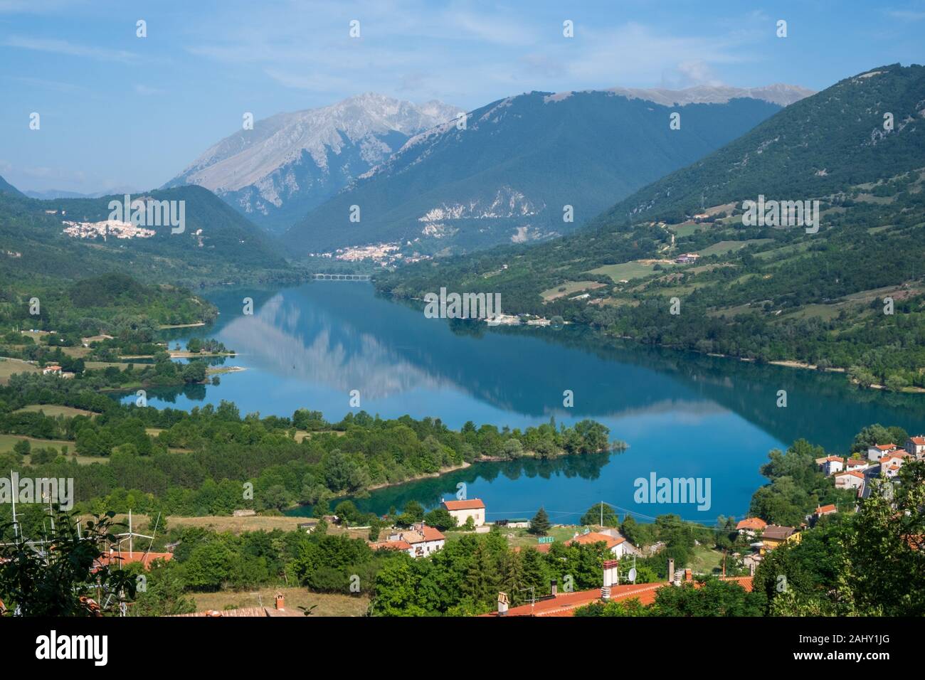Lago di barrea Immagini e Fotos Stock - Alamy