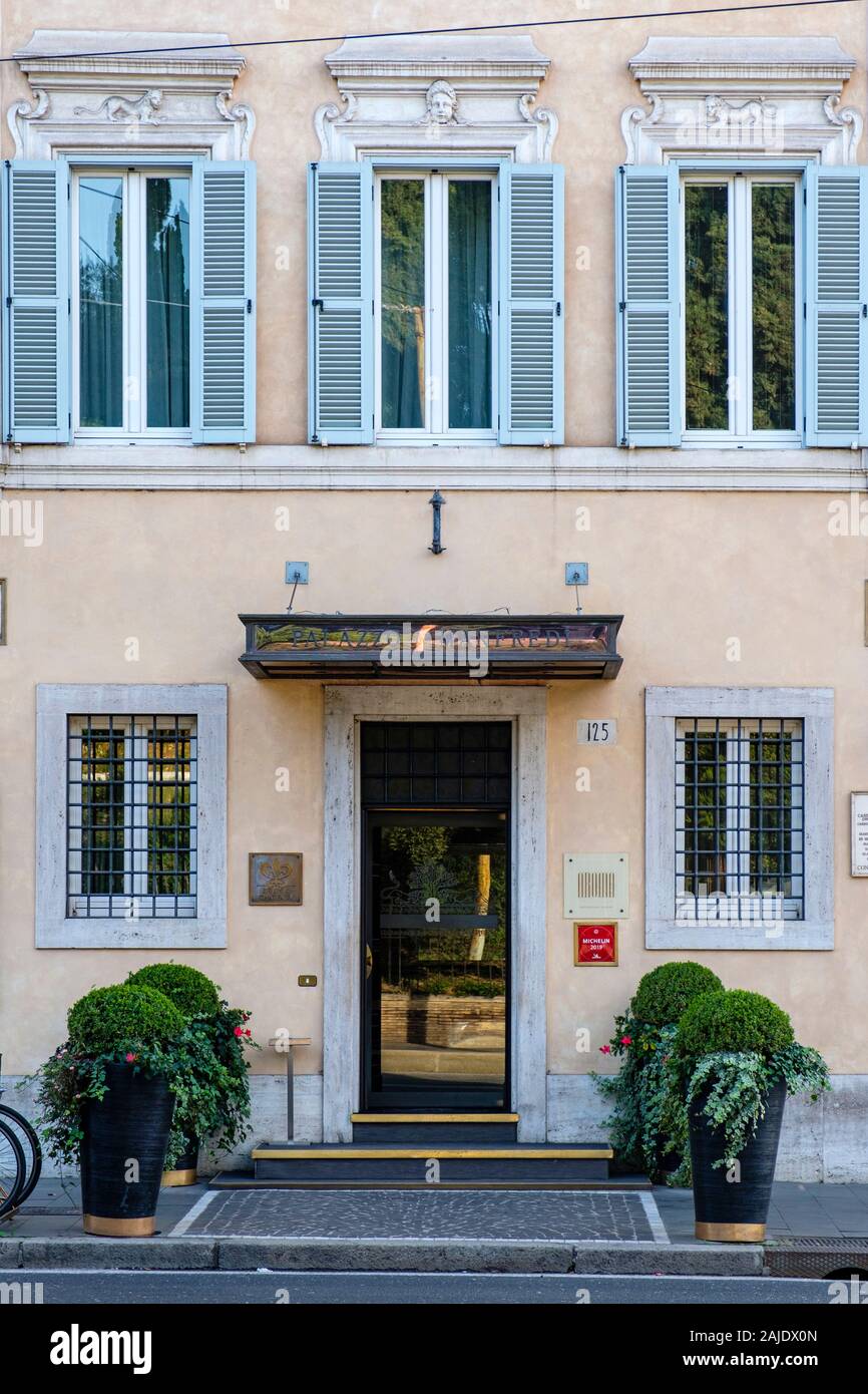 Via labicana colosseo immagini e fotografie stock ad alta risoluzione ...