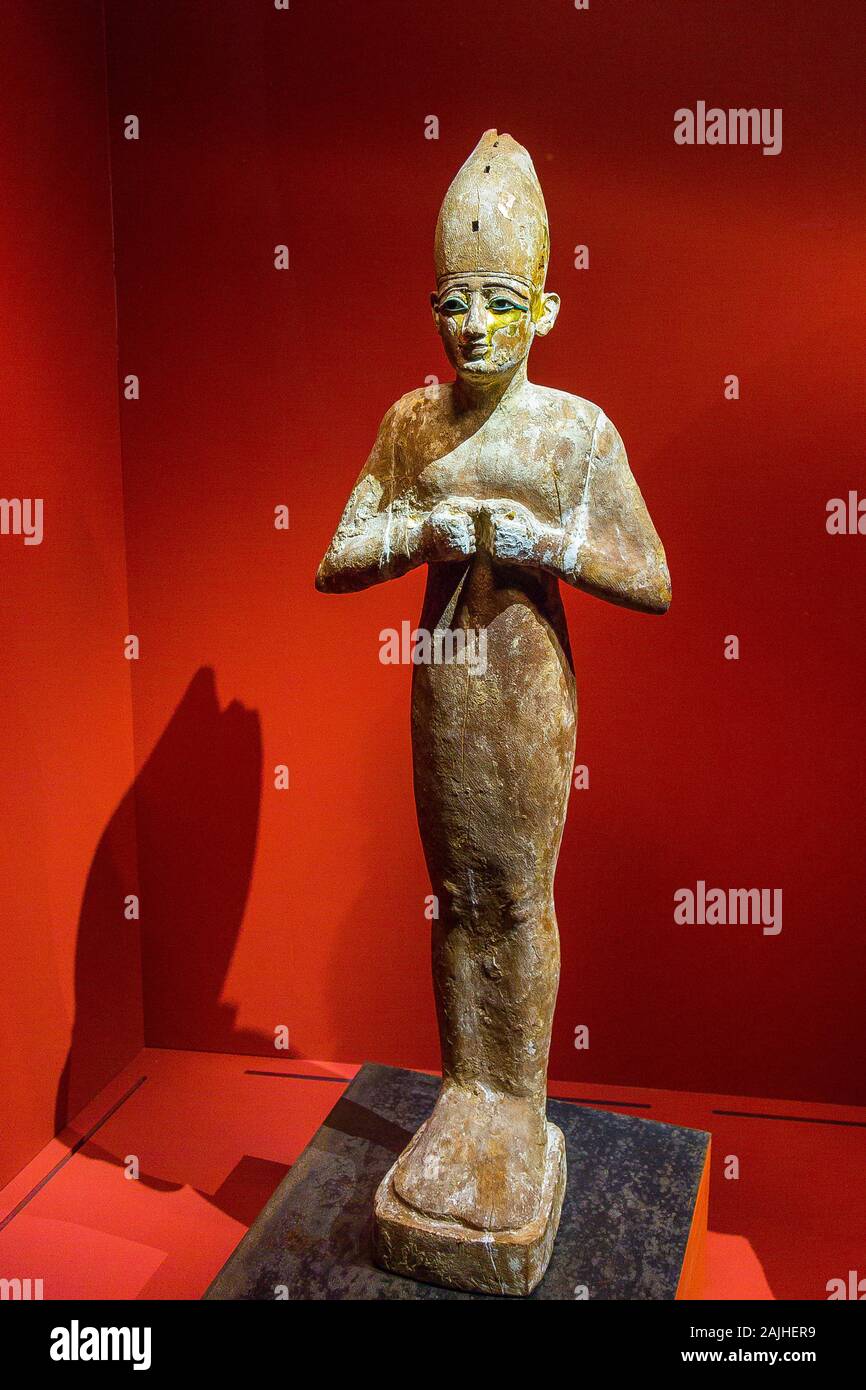 Statua osiride immagini e fotografie stock ad alta risoluzione - Alamy