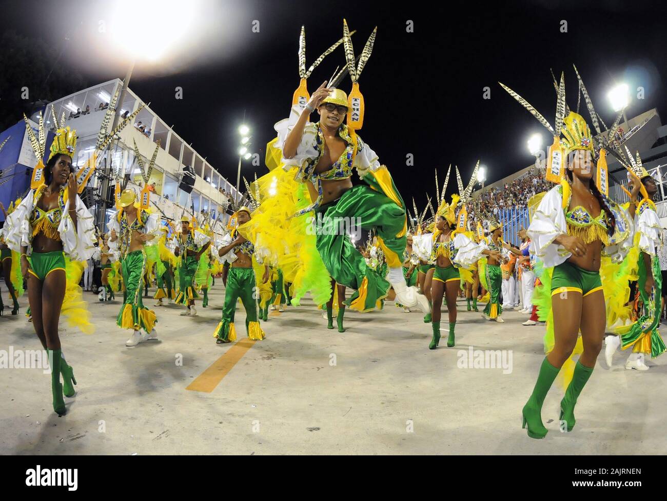 Rio de Janeiro, Brasile, 26 febbraio 2017. Sfilata delle scuole di samba durante il Vertice di ...