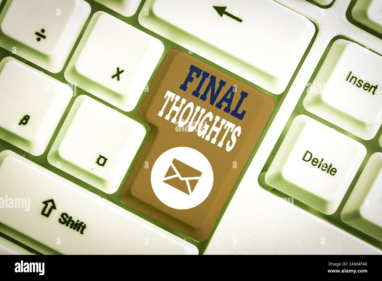 La grafia la scrittura di testo considerazioni finali. Foto concettuale ...