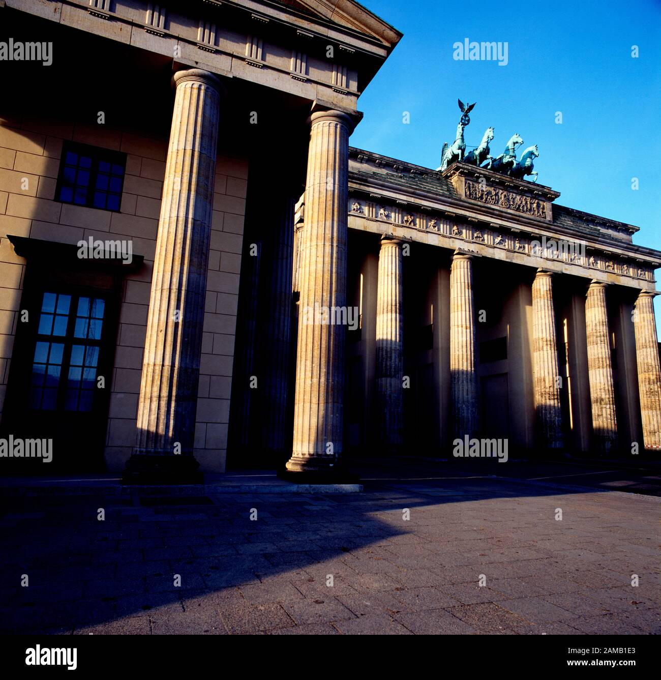 Berlino simbolica immagini e fotografie stock ad alta risoluzione - Alamy