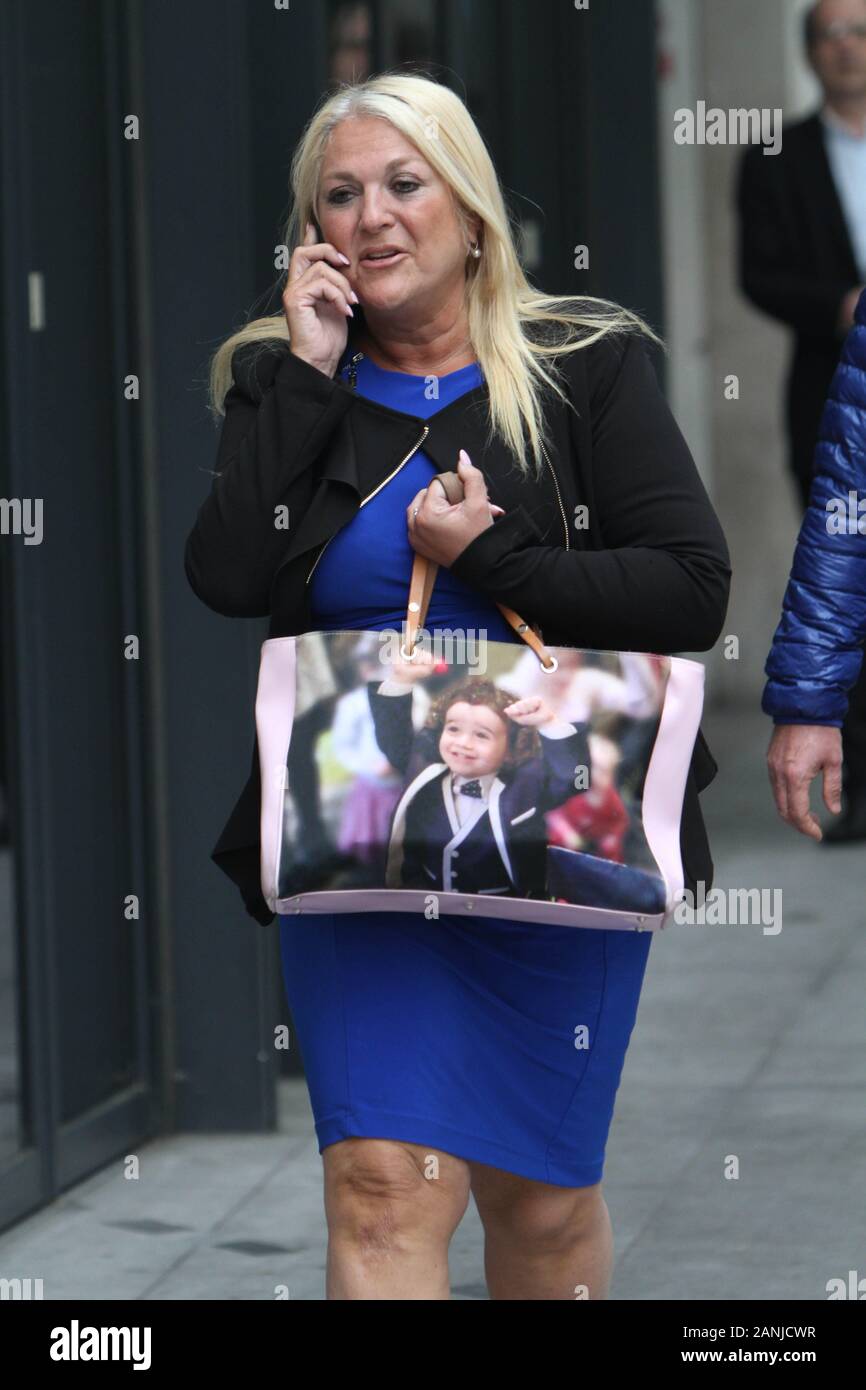 La presentatrice televisiva vanessa feltz al immagini e fotografie ...