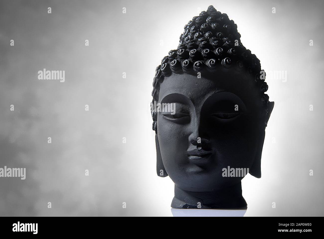 Simbolo Buddista Immagini e Fotos Stock - Alamy