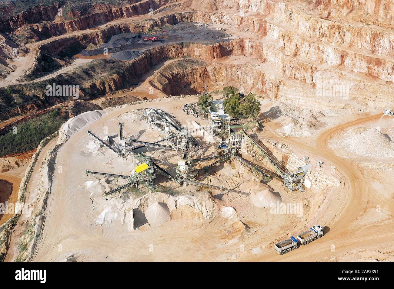 Vista aerea della miniera di rame immagini e fotografie stock ad alta ...