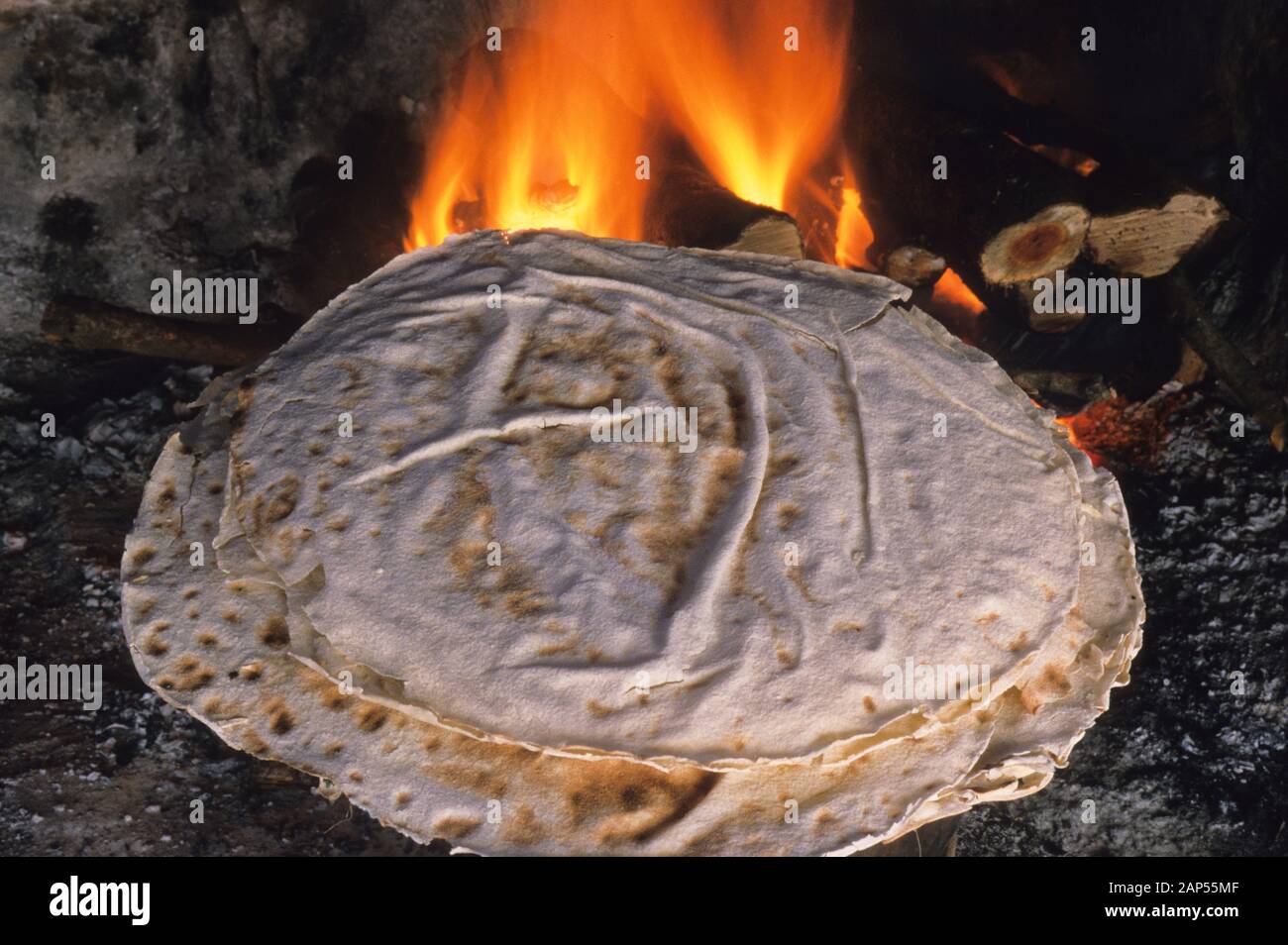 Pane carasau sardegna immagini e fotografie stock ad alta risoluzione ...