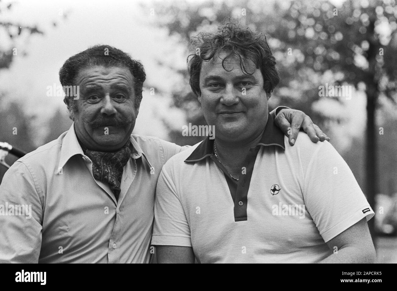 Eli Asser (a sinistra) e Jules Croiset Descrizione: Attori, lirici ...