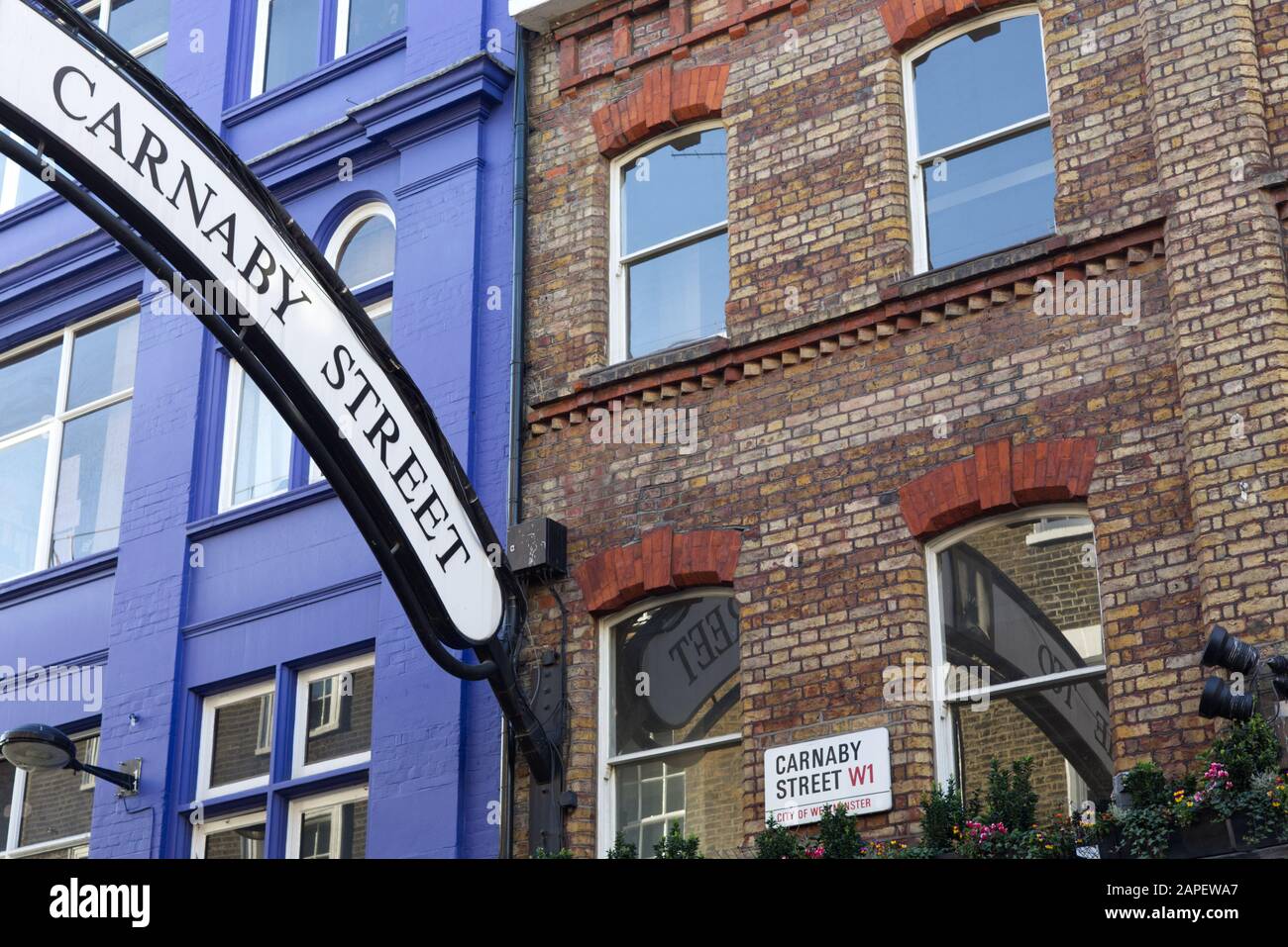 Il cartello stradale per carnaby street immagini e fotografie stock ad ...