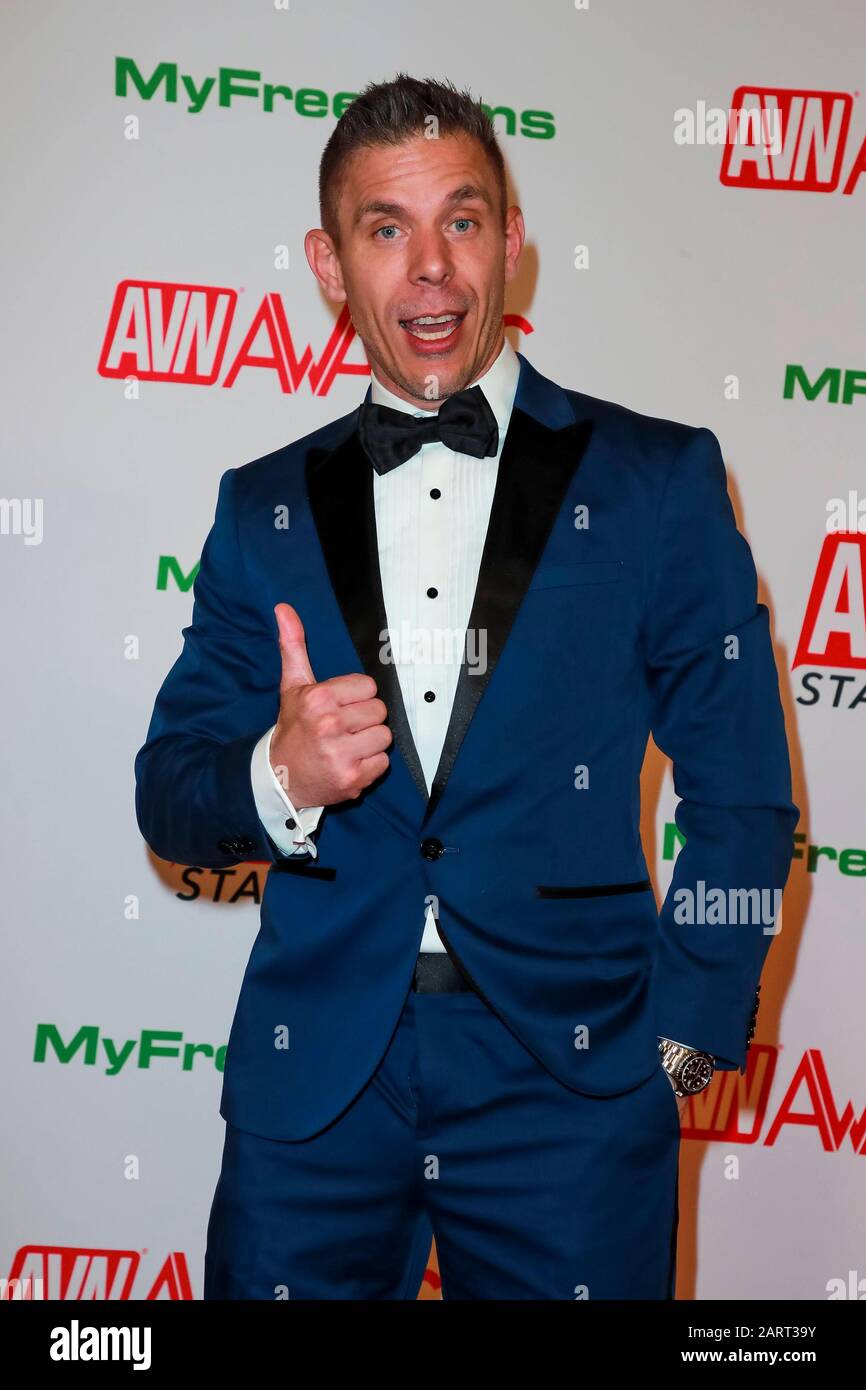 2020 avn awards red immagini e fotografie stock ad alta risoluzione - Alamy