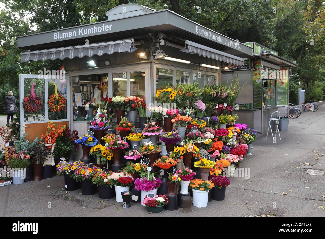 Vienna austria flower shop immagini e fotografie stock ad alta ...