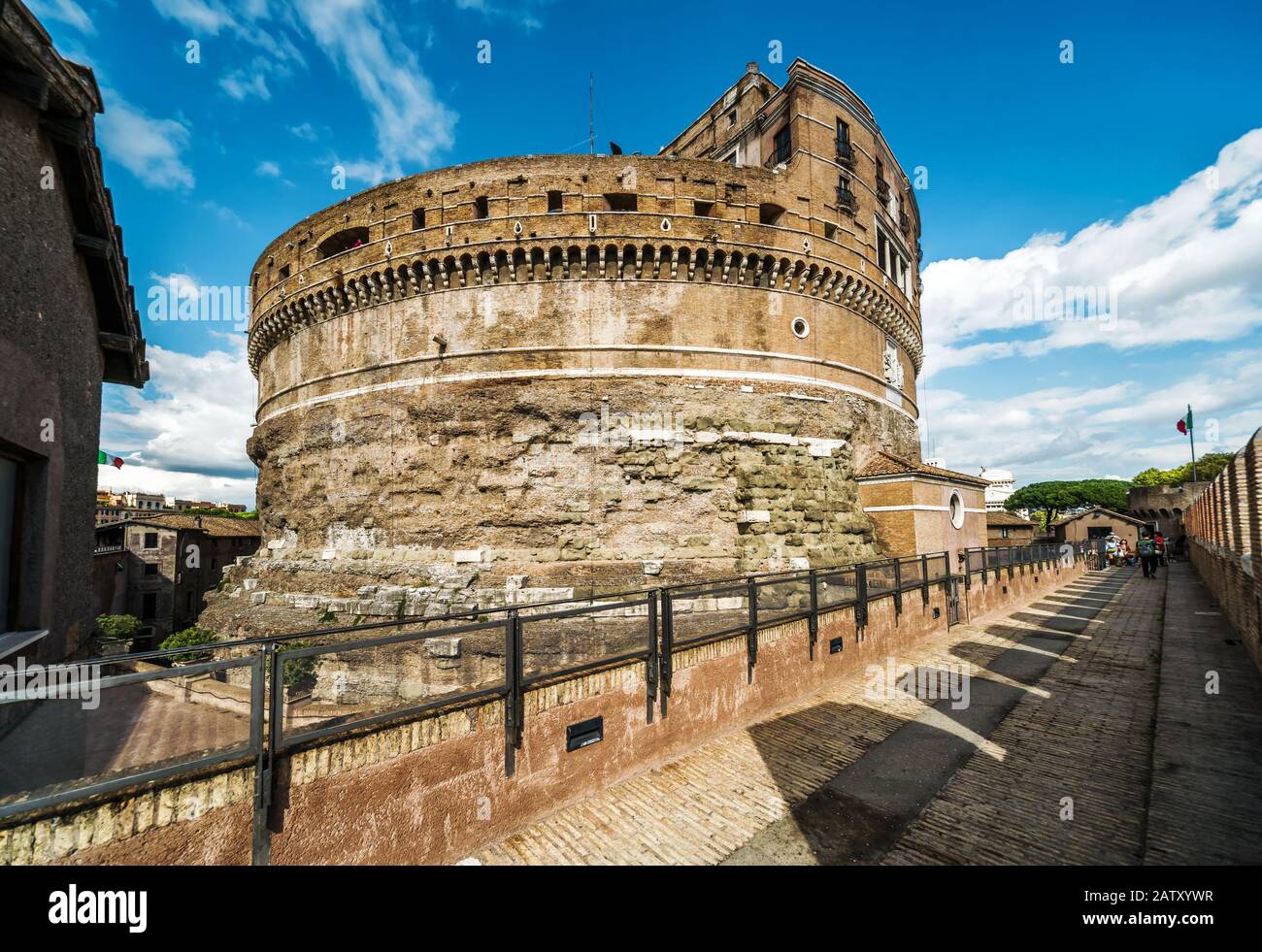 Italia roma castel santangelo castello hadrian imperatore architettura ...