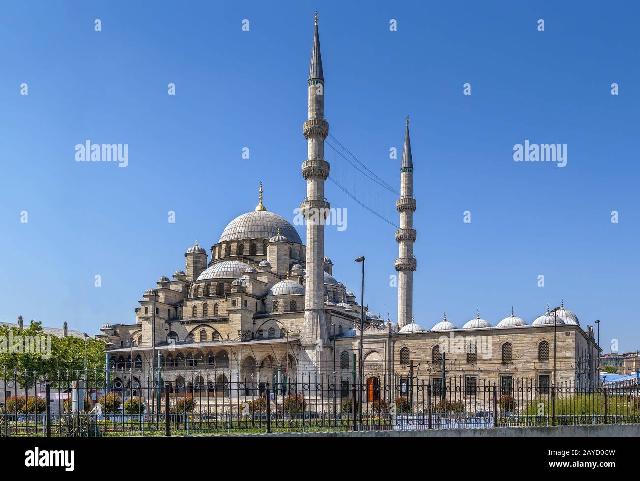 Nuova moschea istanbul architettura musulmana immagini e fotografie ...