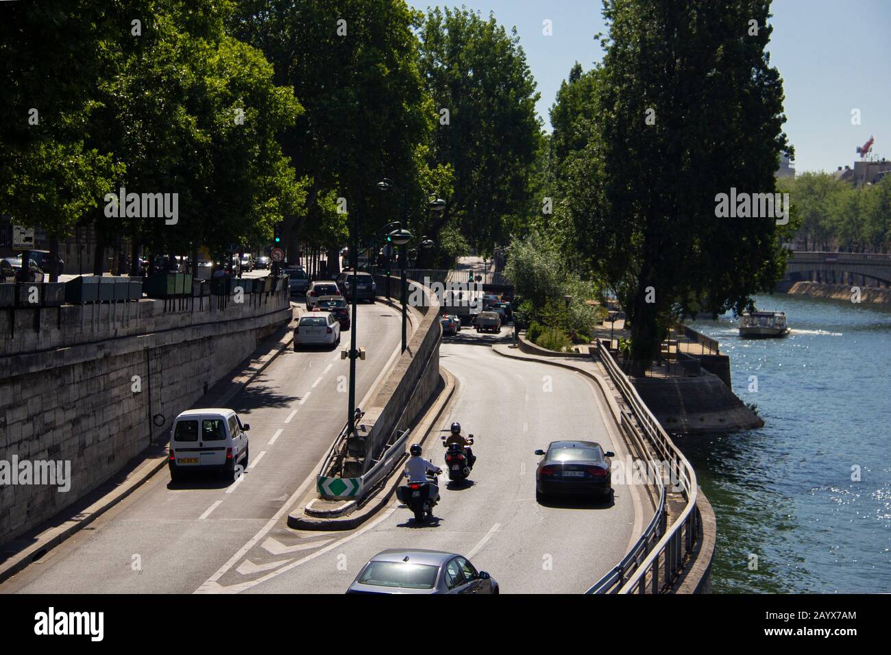 Road traffic paris highway immagini e fotografie stock ad alta ...